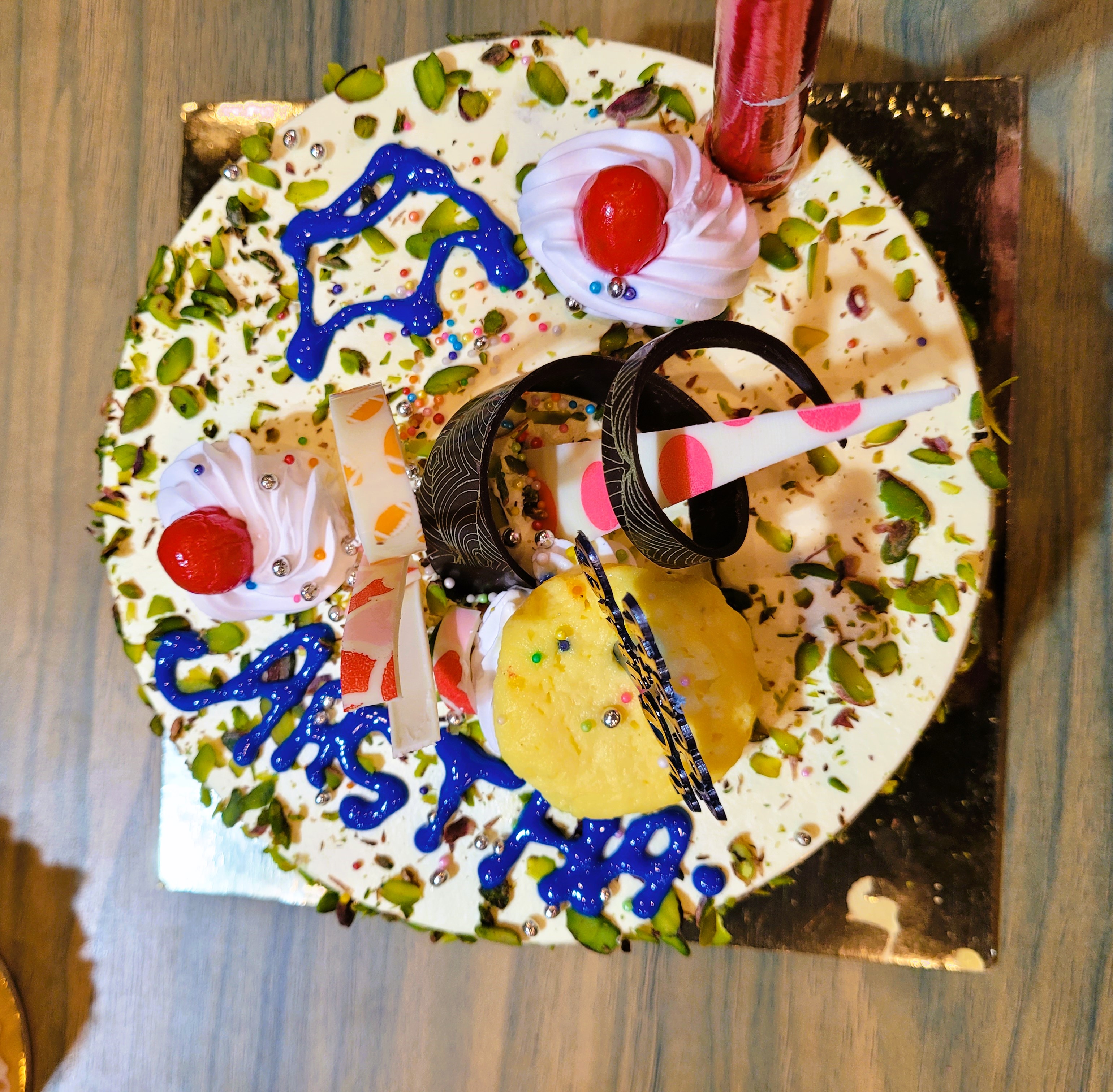 AASTHA'S FOOD GALLARY